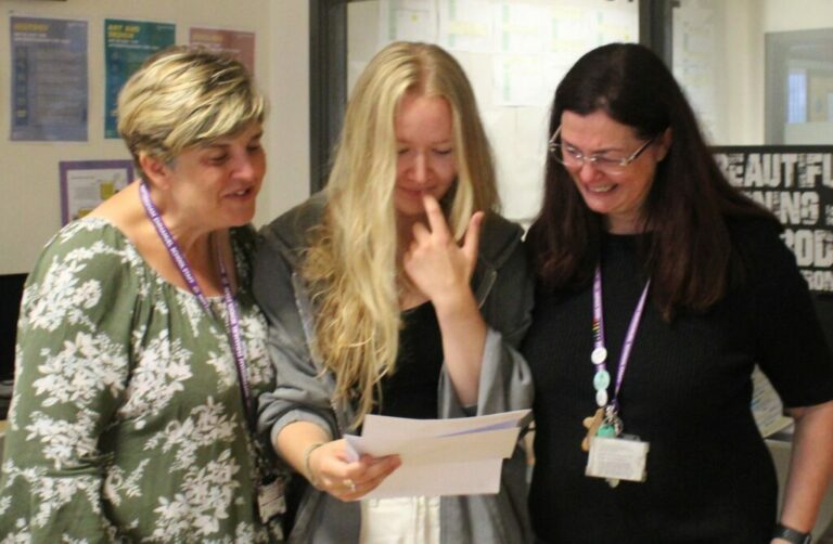 The Nottingham Emmanuel School - Homepage